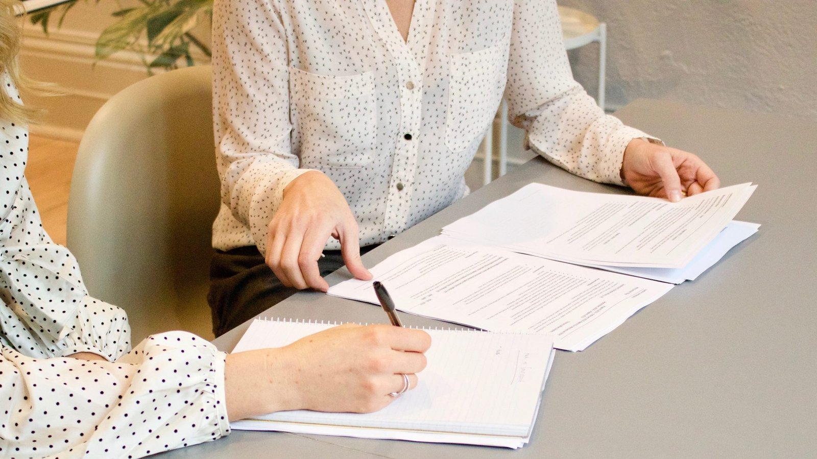 How Much Does a Lawyer Charge to File a Lien?